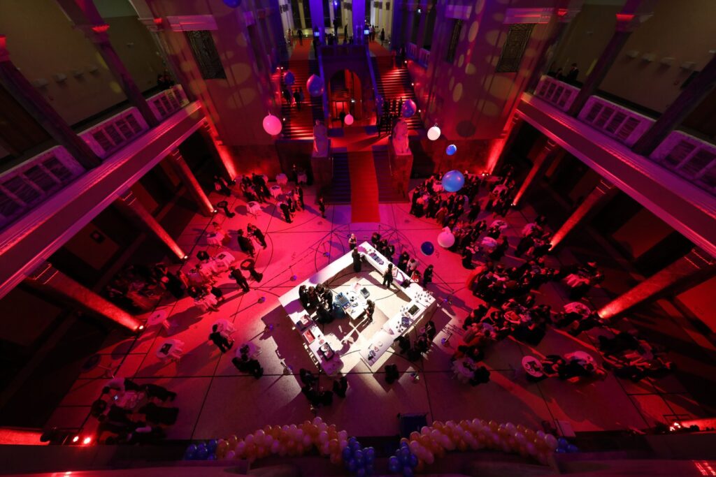 Willkommen - UniKult e.V.